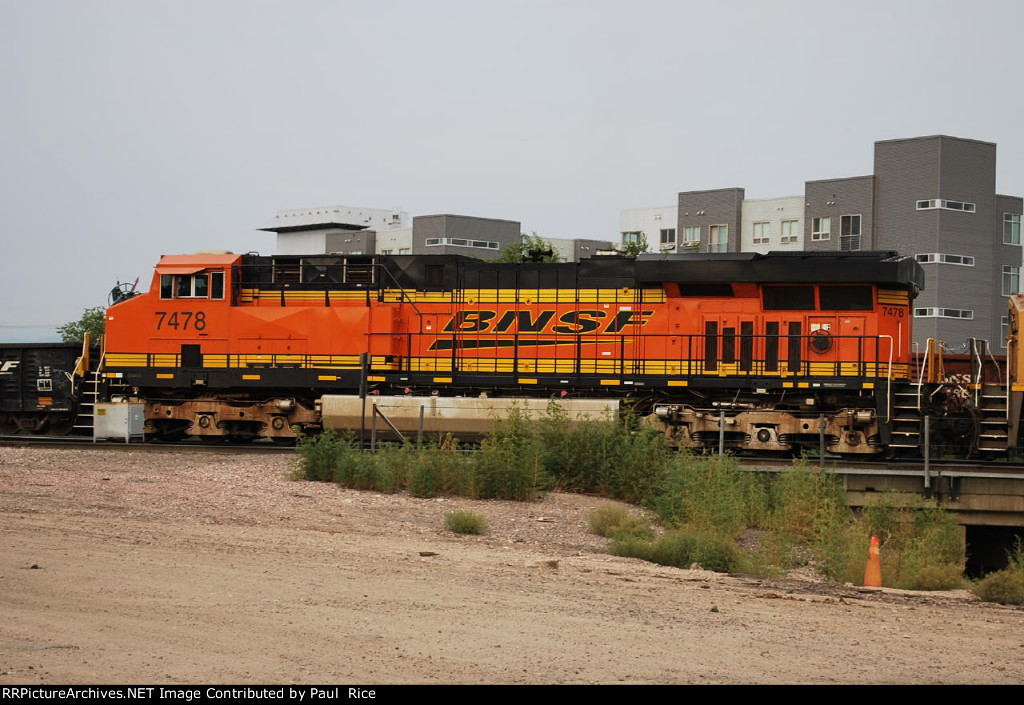 BNSF 7478